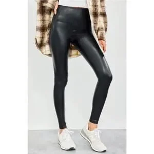 Wilfred | Pants & Jumpsuits | Aritzia Wilfred Free Daria Vegan Leather ...